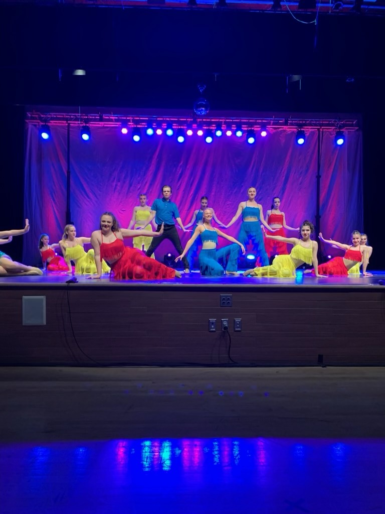 Contemporary: A dance style in itself is defined, as a fusion of ballet ...