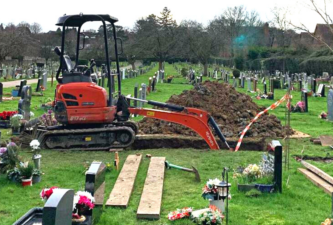 NCFC Grave Digging - Neil Curtis and Sons Funeral Contractors