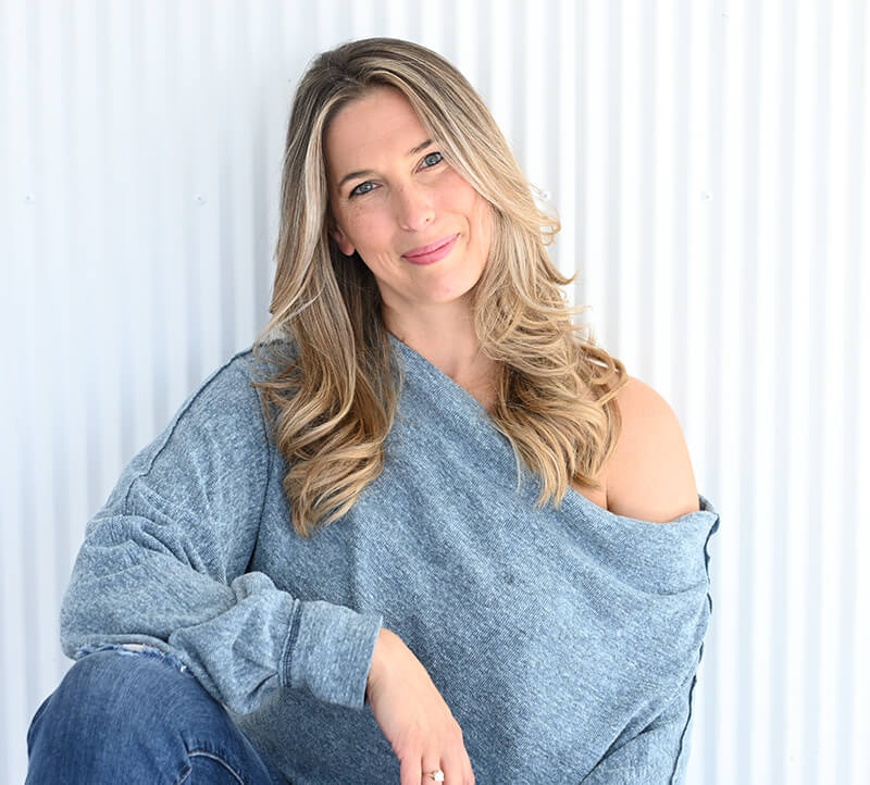 Live Life Connected | Heart Centered Business Coaching | Laura Wieck